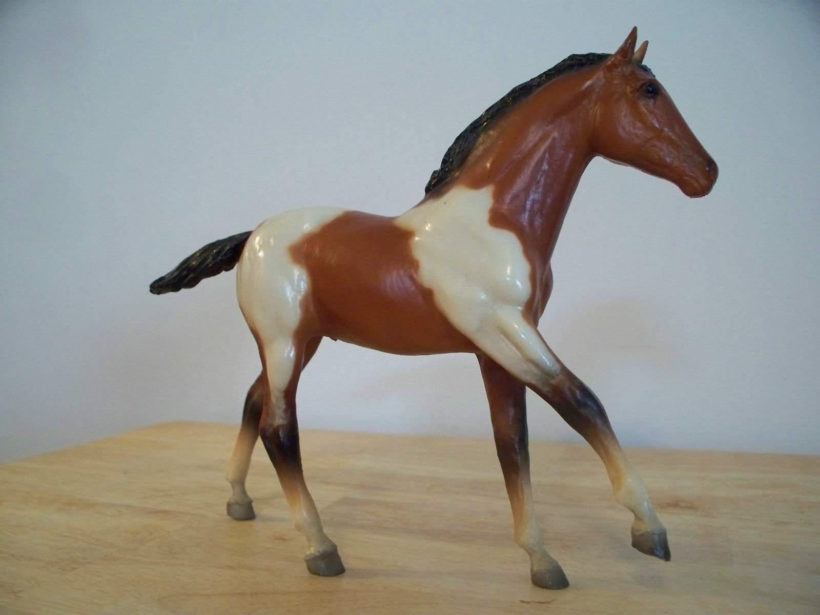 Bay Pinto Stock Horse Foal | Breyer Value Guide