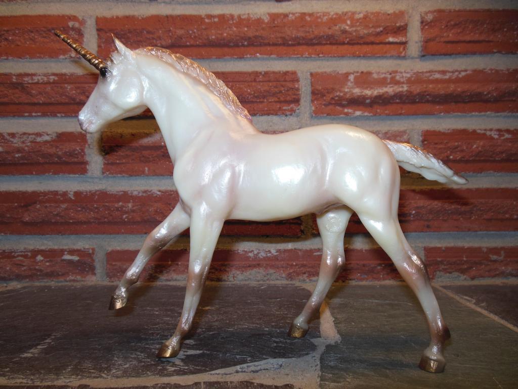 Orion and Zorian | Breyer Value Guide