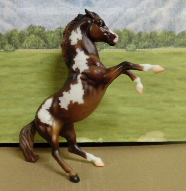 Pinto Rearing Stallion – Liver Chestnut | Breyer Value Guide