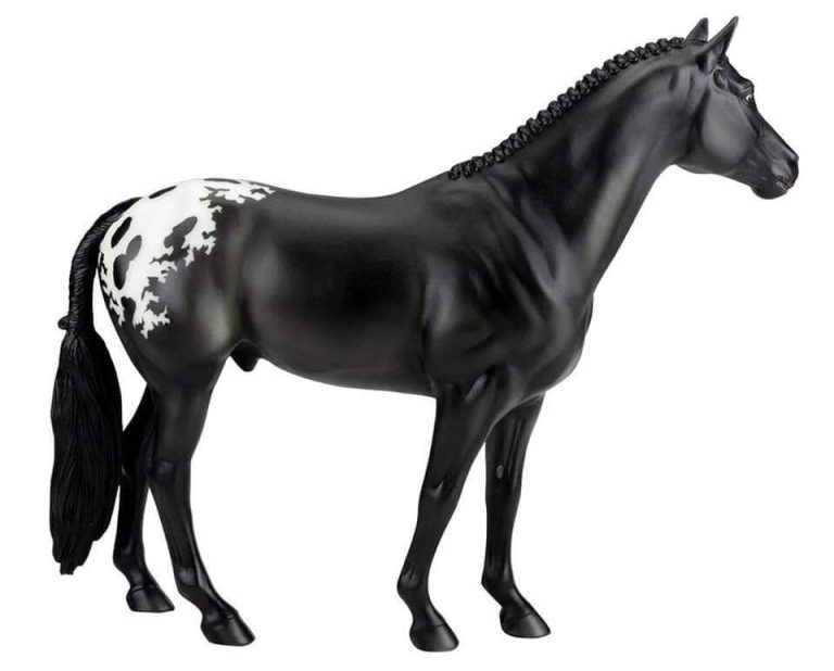 Warmblood Stallion/Idocus | Breyer Value Guide