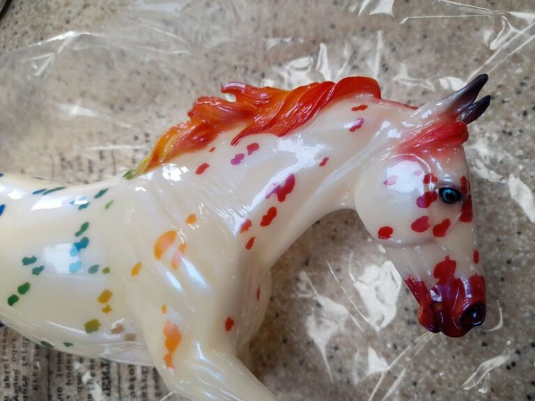 Seven Arts Surprise – Glossy Rainbow | Breyer Value Guide