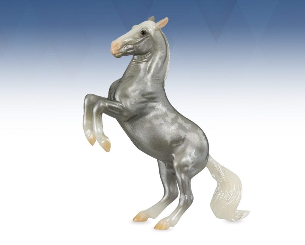 Brilliance Gift Set – Cut | Breyer Value Guide