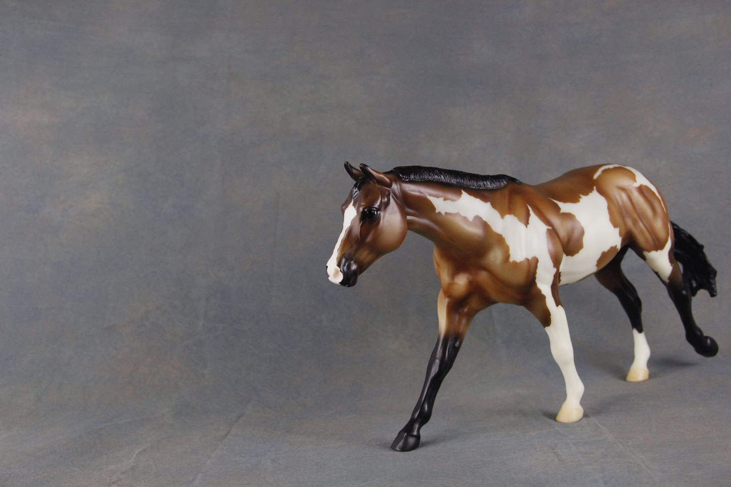 slider-image-3 | Breyer Value Guide